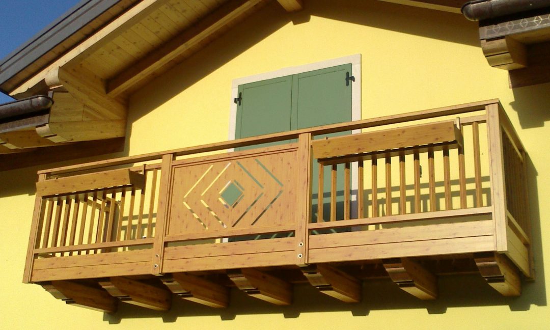 PARAPETTI_BALCONE_ALLUMINIO_CLASSICO_PALETTI_TRENTINA_DECORO_DIETRE_SRL ...